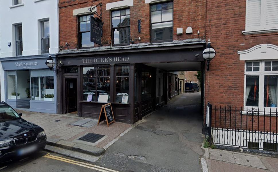 Locals defend Highgate after man says it has 'stinkiest vibes'