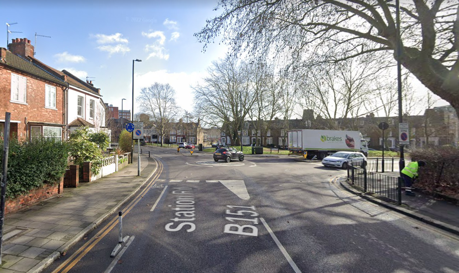 Station Road closed in Wood Green after crash - Haringey Community Press