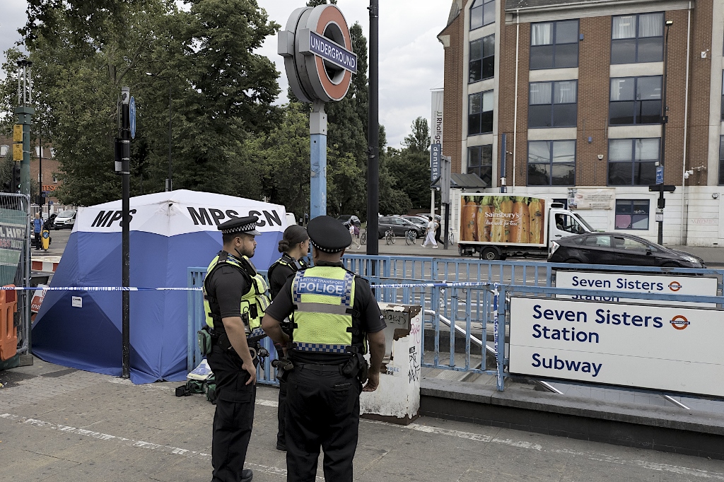Teen arrested on suspicion of attempted murder after Seven Sisters ...