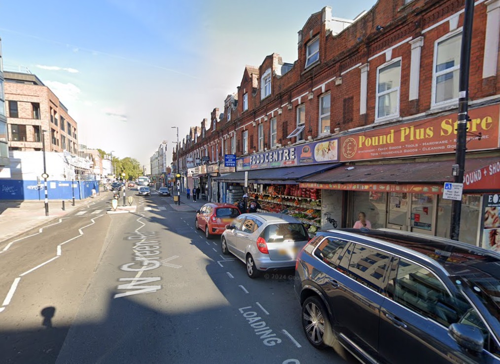 Cake shop's bid for 2am licence slammed as 'shocking' by residents ...